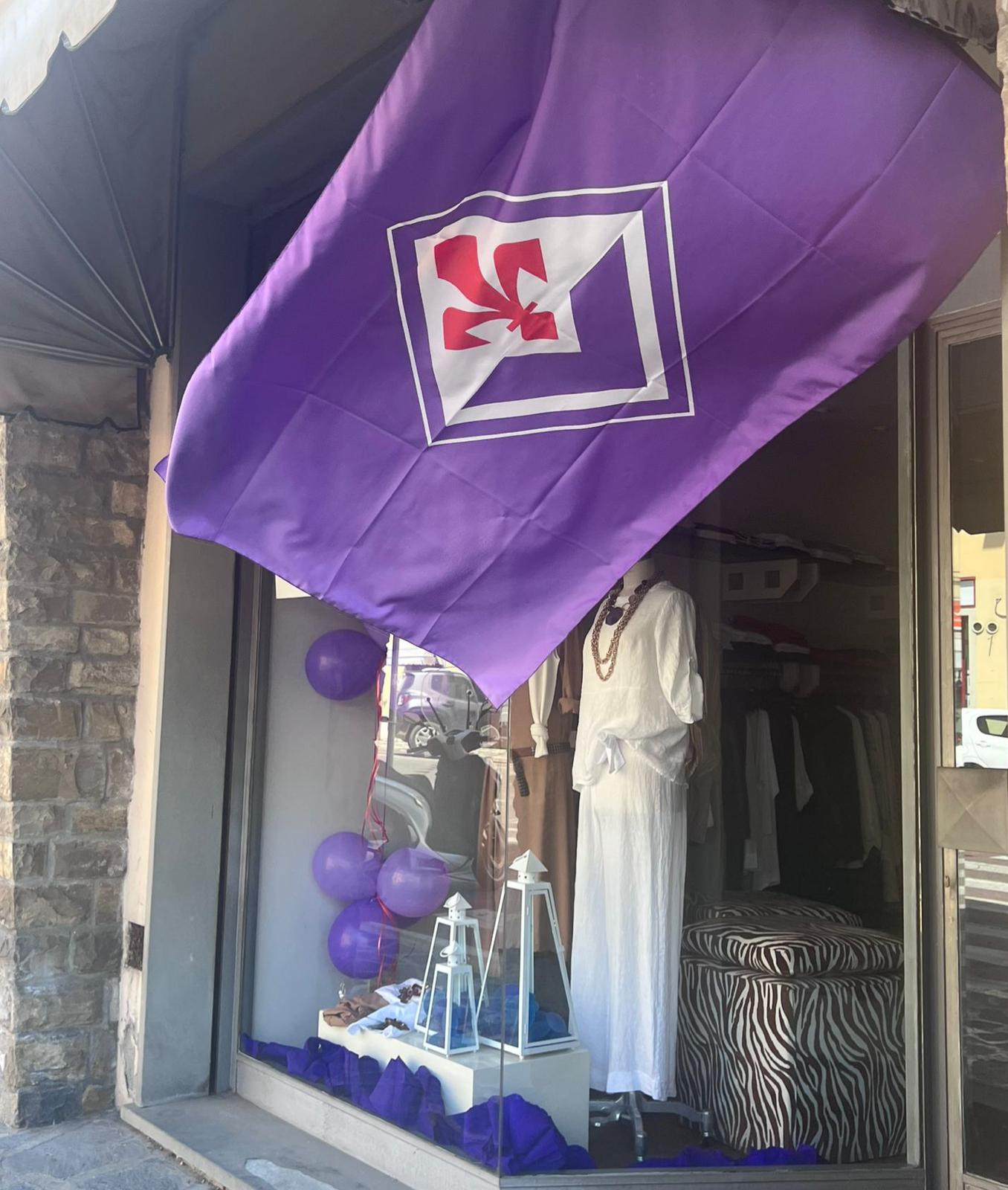 Nelle vie di Bagno a Ripoli "Garrisca al vento il labaro viola...." (video)