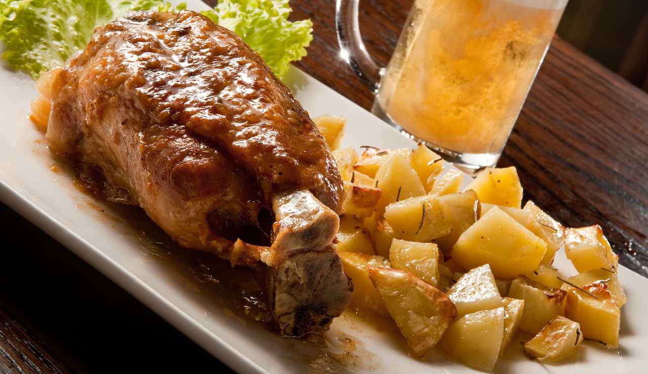 Villamagna: sagra dello stinco e festa della birra